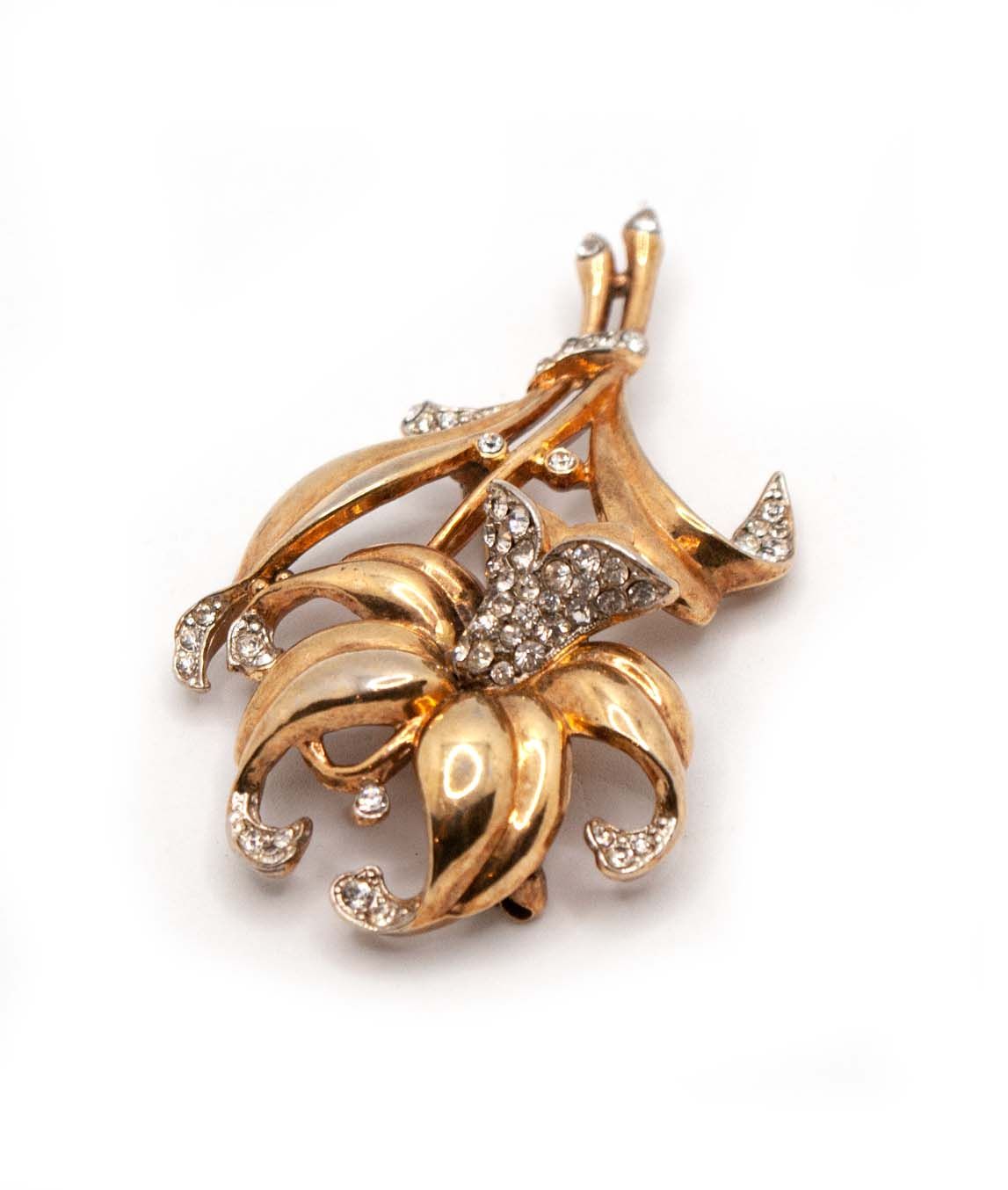 1940s Crown Trifari Daffodil Flower Brooch | Gadelles Vintage