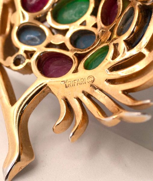Trifari Jewels of India Brooch Red Blue Green | Gadelles Vintage